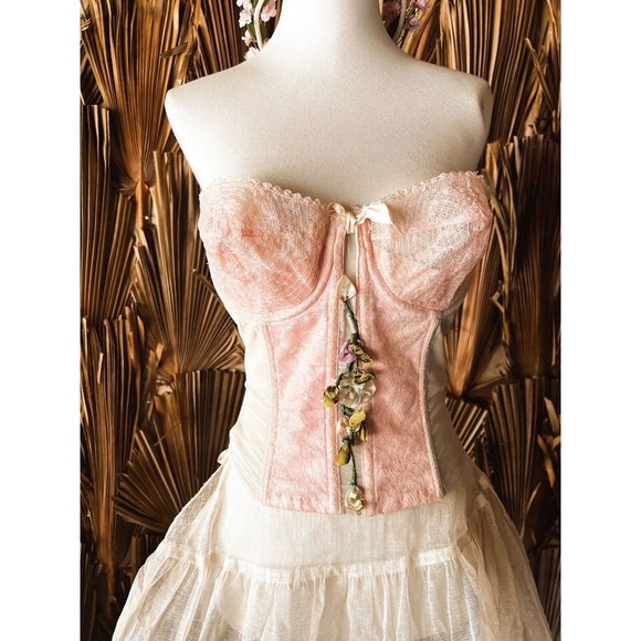 Vintage | Intimates & Sleepwear | Vintage Bustier Pink Lace Bullet Bra ...
